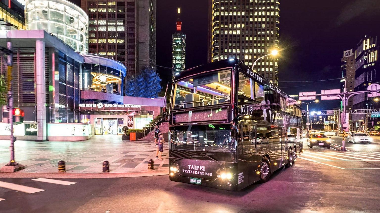 Taipei’s First Ever Double-Decker Sightseeing Restaurant Bus | CCI ...
