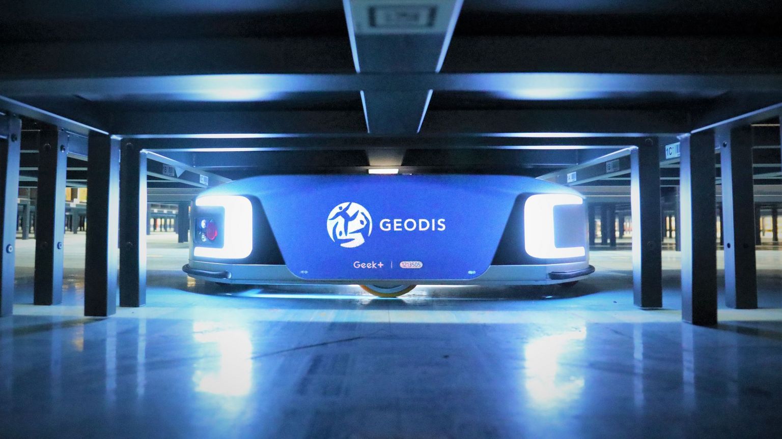 GEODIS commits investment in Autonomous Mobile Robots for its ...